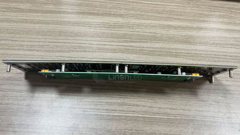 Smart Shelf LED Display - LEDINCLOUD