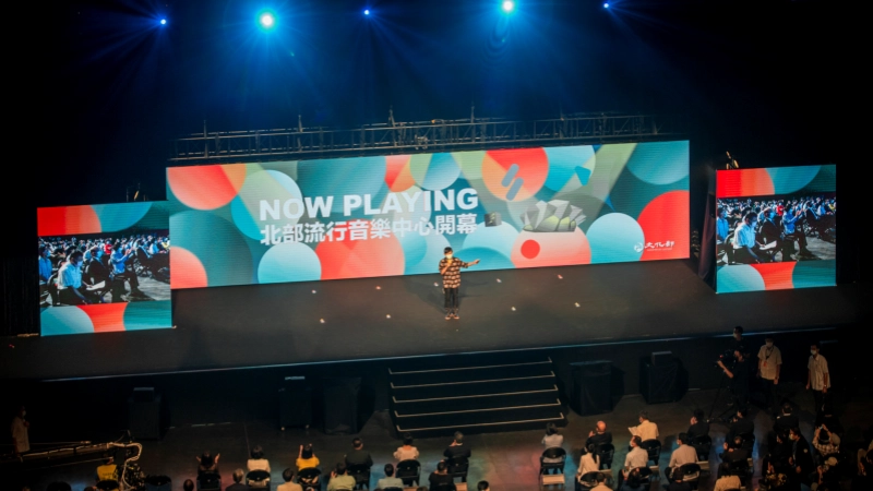 Stage LED Screens | Wedding or Concert Stage - LEDINCLOUD